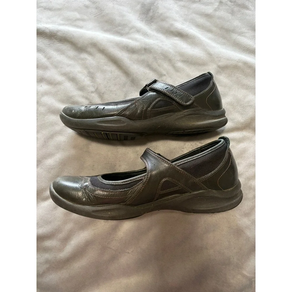 Clarks | Shoes | Clarks Wave Walk Black Leather Mary Jane Walking Shoes ...